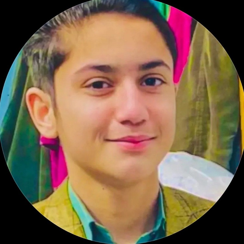Shah Khan ♥️ S K (@shakhan_sha2025) | Snapchat Stories, Spotlight & Lenses