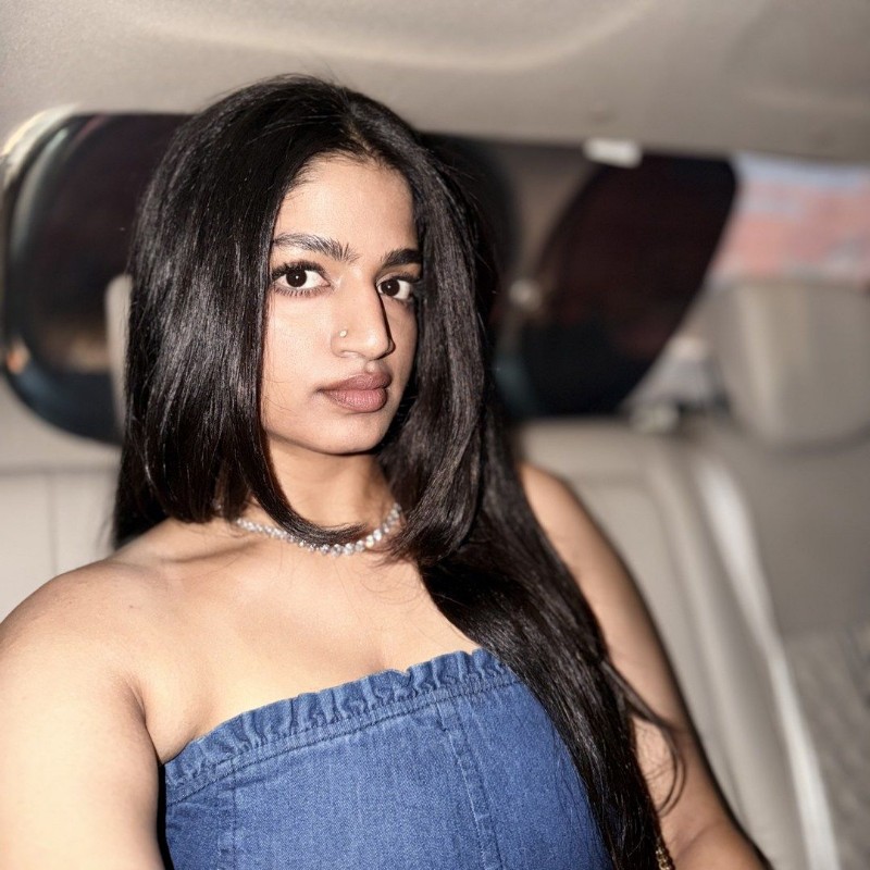 Shalini Padavala (@shalinipadavala) | Snapchat Stories, Spotlight & Lenses