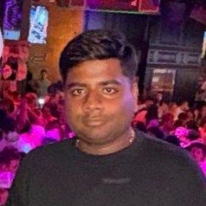 Shamak Vikash Agarwal (@shamakinusa) | Snapchat Stories, Spotlight & Lenses