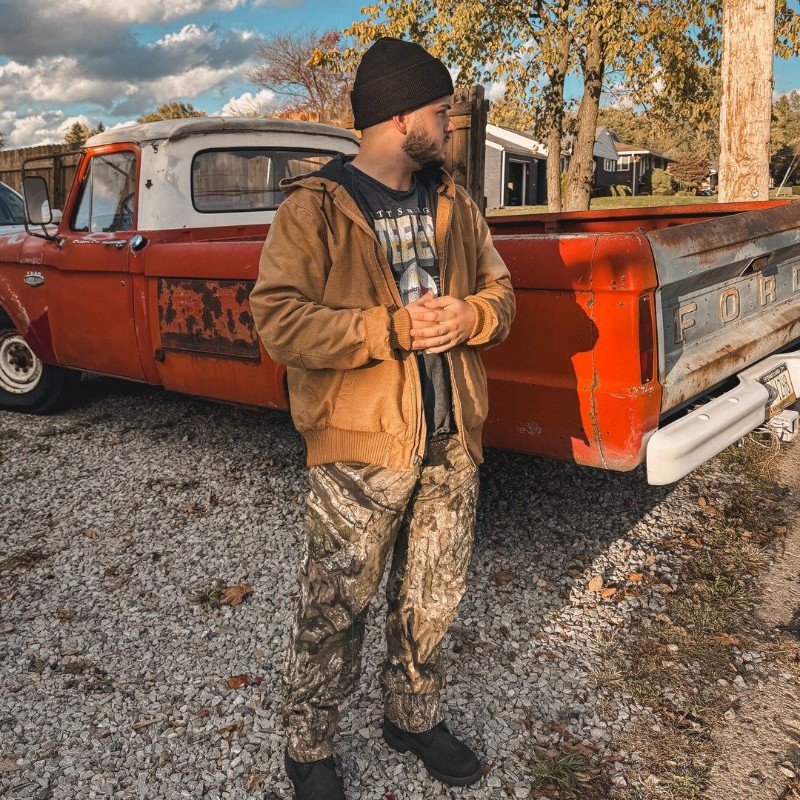 Shane T (@shanetreloarr) | Snapchat Stories, Spotlight & Lenses