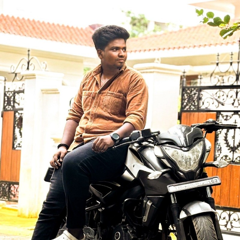 💫 _𝑆𝐻𝐴𝑅𝐴𝑇𝐻_𝑅𝐼𝑂_💫 (@sharathrio_rio) | Snapchat Stories, Spotlight & Lenses