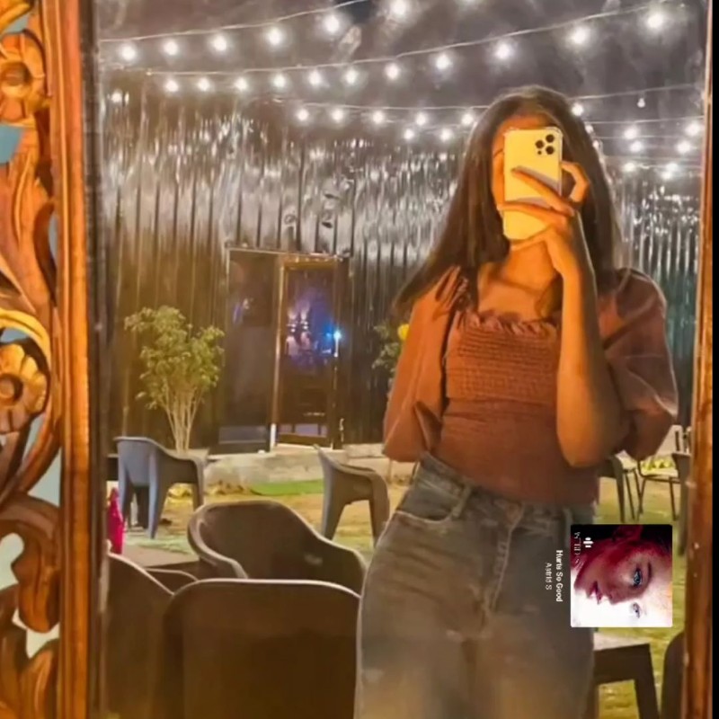 Gunjan Sharma (@sharmaa_gunjan) | Snapchat Stories, Spotlight & Lenses