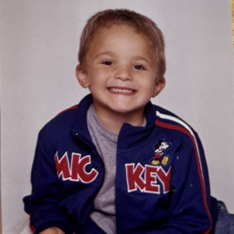 Luke (@sharp_luke) | Snapchat Stories, Spotlight & Lenses