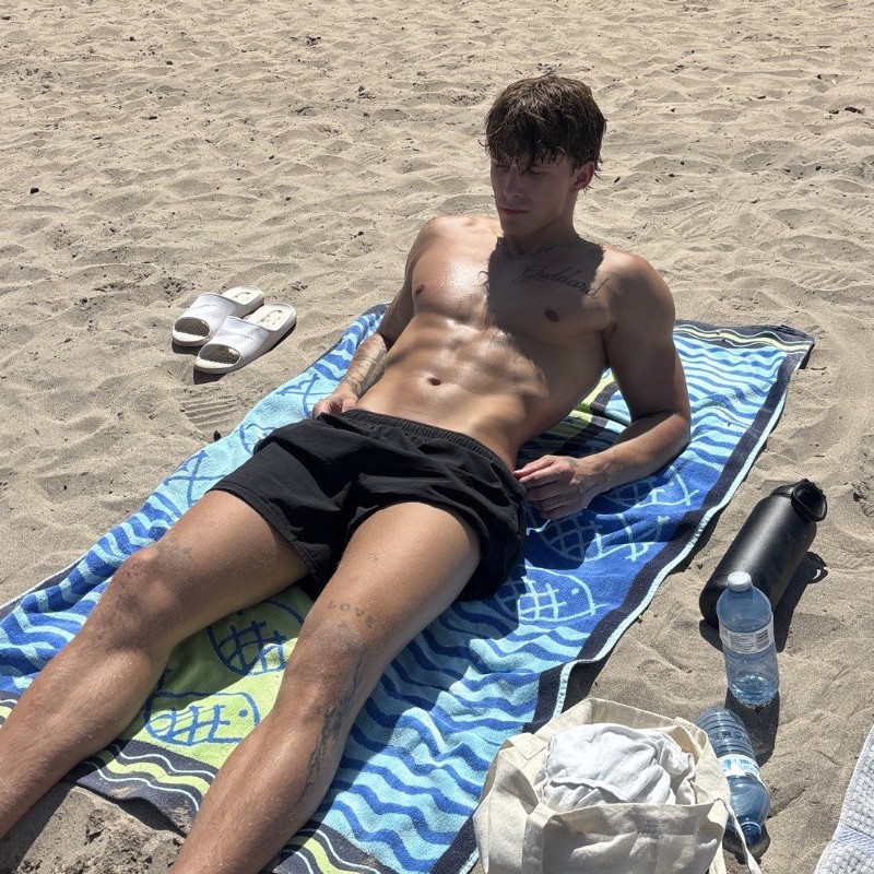 Shayne Goddard (@shaynegoddard) | Snapchat Stories, Spotlight & Lenses