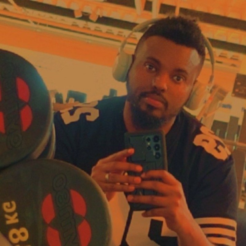 SH𝔼GOW (@shegow055) | Snapchat Stories, Spotlight & Lenses