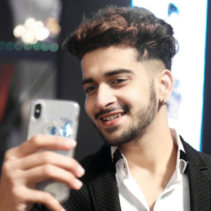 Abhishek Bajaj (@shek_bajaj) | Snapchat Stories, Spotlight & Lenses