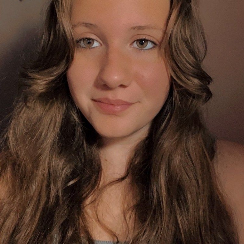 Shelby 🤎 (@shelbybashline) | Snapchat Stories, Spotlight & Lenses