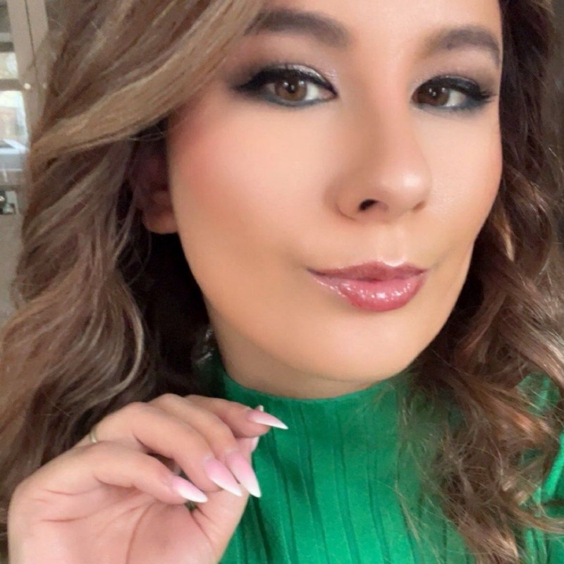 Shelley G (@shelleyssketchs) | Snapchat Verhalen, Spotlight en Lenzen
