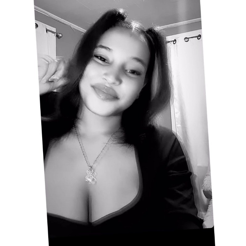 Sheluv_Kimberlins (@sheluv_marieel) | Snapchat Stories, Spotlight & Lenses