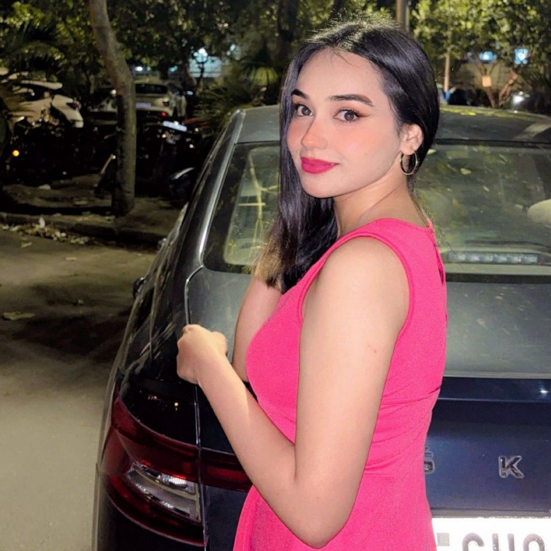 sherry (@sherrandhawaa) | Snapchat Stories, Spotlight & Lenses