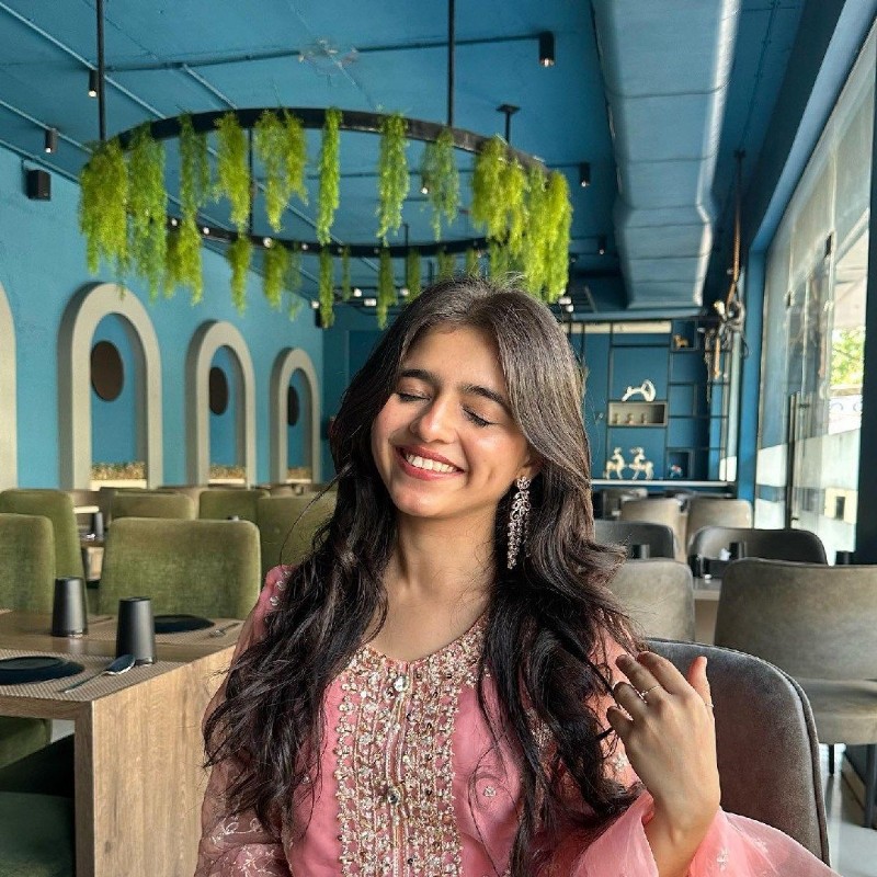 Shifaaa (@shifaaaaaa02) | Snapchat Stories, Spotlight & Lenses