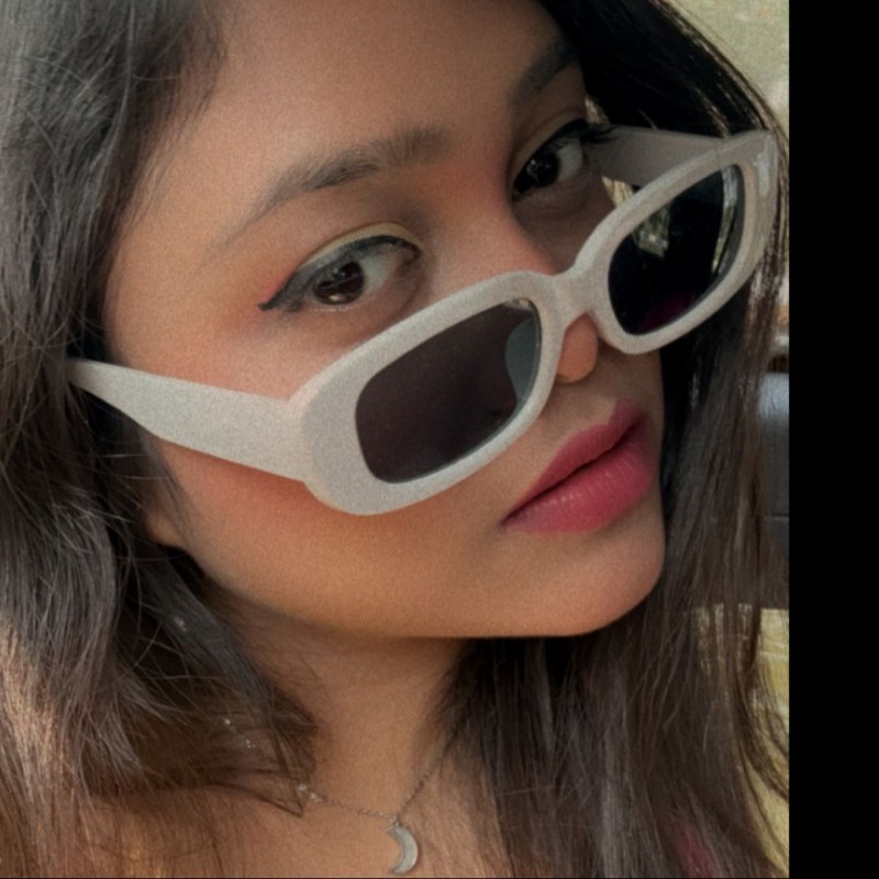 Sayni (@shinyy1998) | Snapchat Stories, Spotlight & Lenses