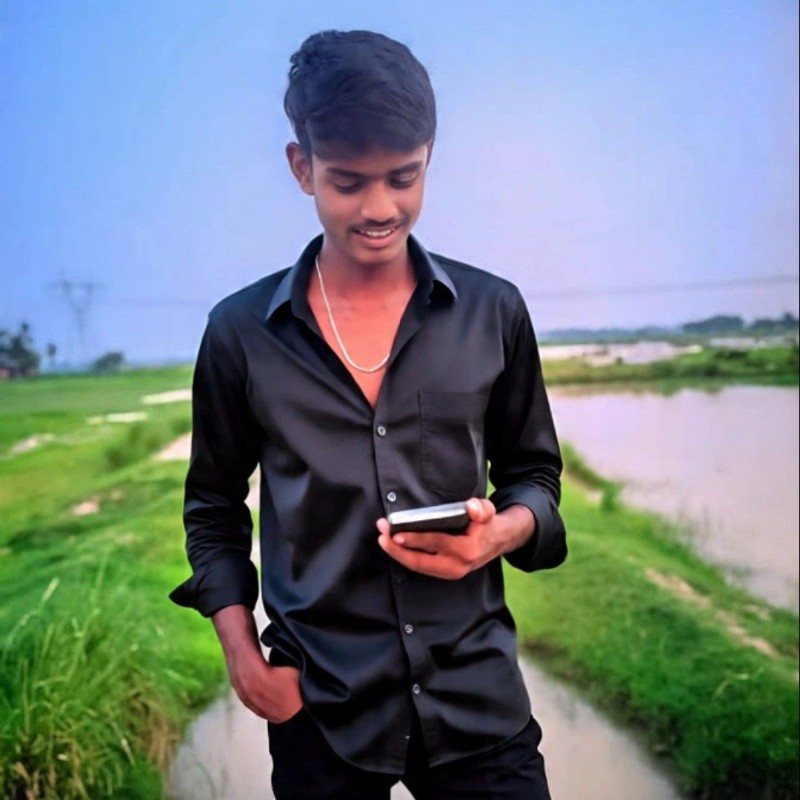 Shivam Chauhan (@shivamchau7275) | Snapchat Stories, Spotlight & Lenses