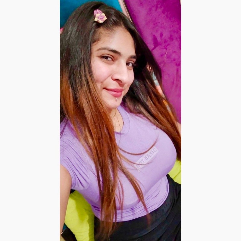 Shivangi Sharma (@shivangi664) | Snapchat Stories, Spotlight & Lenses