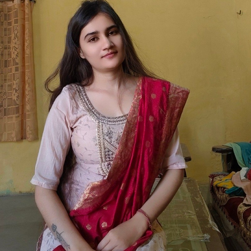 Shivanya Baliyan (@shivanyajaatnii) | Snapchat Stories, Spotlight & Lenses