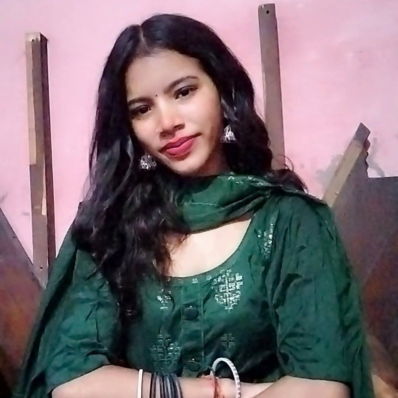 🦋Shivii 🦋 (@shiviiqueen2024) | Snapchat Stories, Spotlight & Lenses