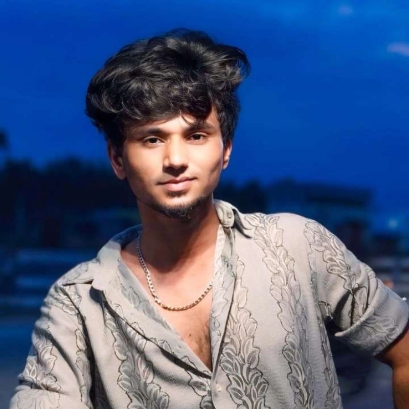 BENZ⚜️ (@shortt_stuff) | Snapchat Stories, Spotlight & Lenses