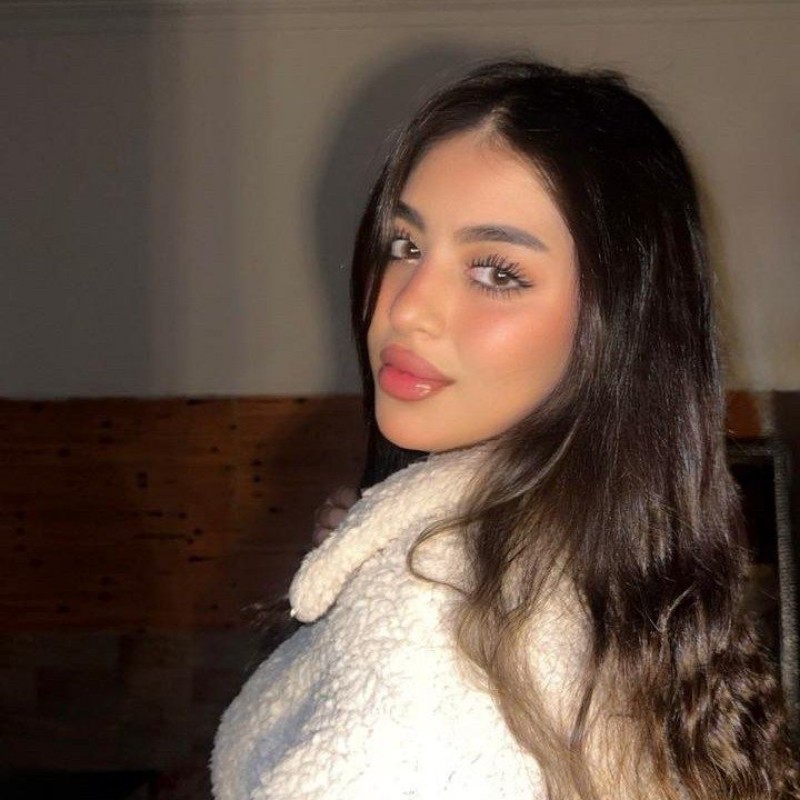 𝚂𝒽𝒶𝒾𝓂𝒶𓄃 . (@shoush1906) | Snapchat Stories, Spotlight & Lenses