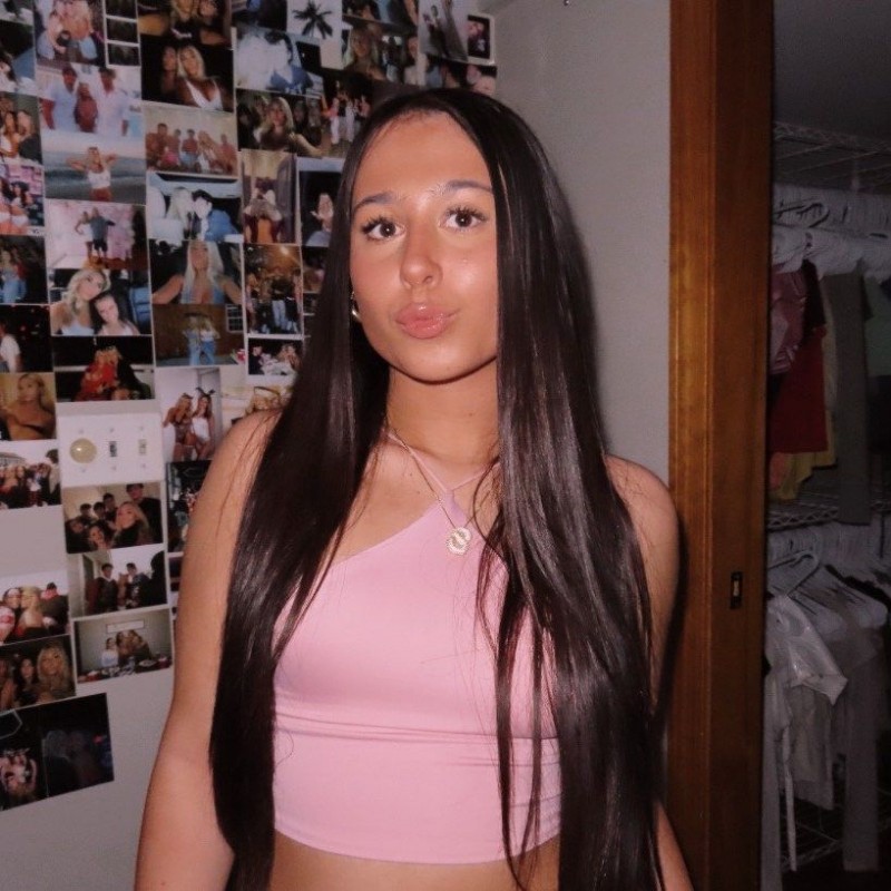 Sienna Mannino (@siennamannino) | Snapchat Stories, Spotlight & Lenses