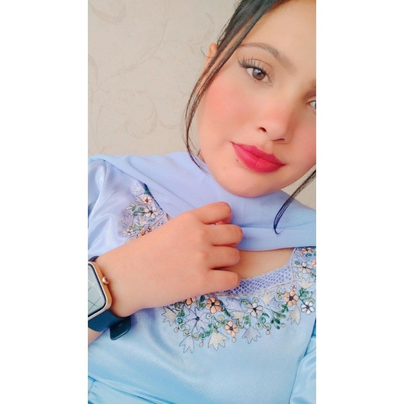 Simran simmi (@simransimmi82) | Snapchat Stories, Spotlight & Lenses