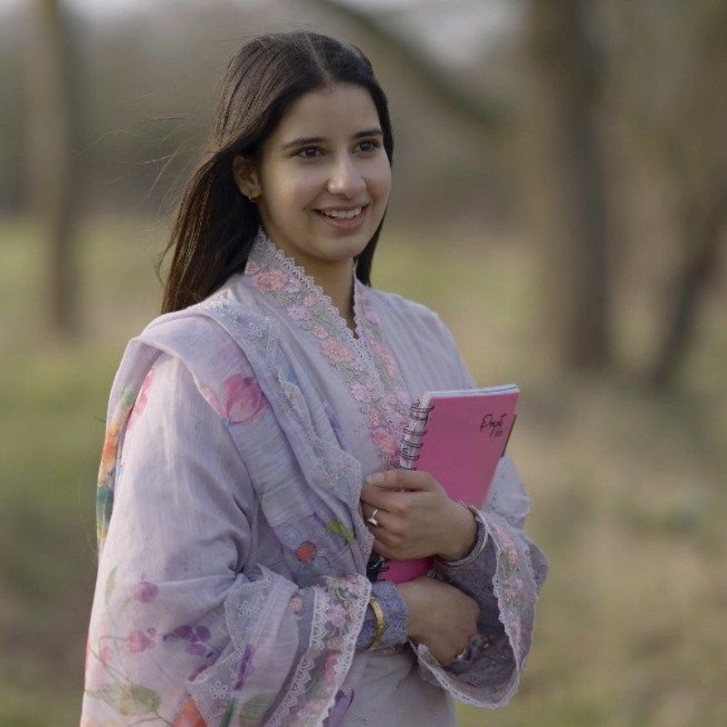 simran sethi (@simu_3137) | Snapchat Stories, Spotlight & Lenses