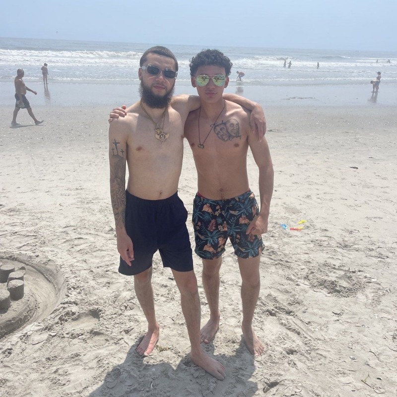 Angel (@sinceritoo) | Snapchat Stories, Spotlight & Lenses