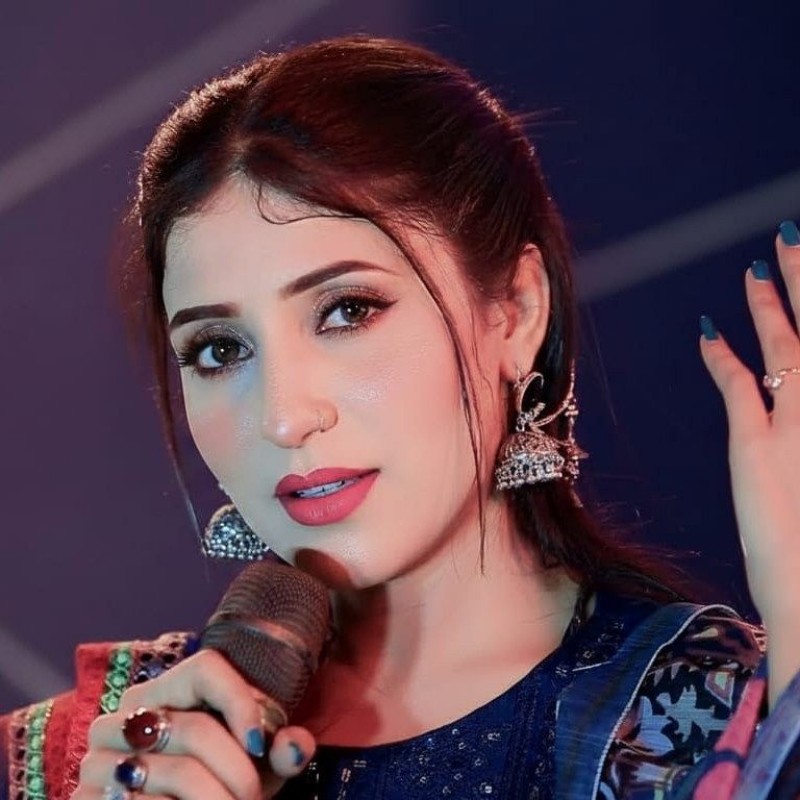 Singer Saima Soomro (@singersaimasoom) | Snapchat Stories, Spotlight ...