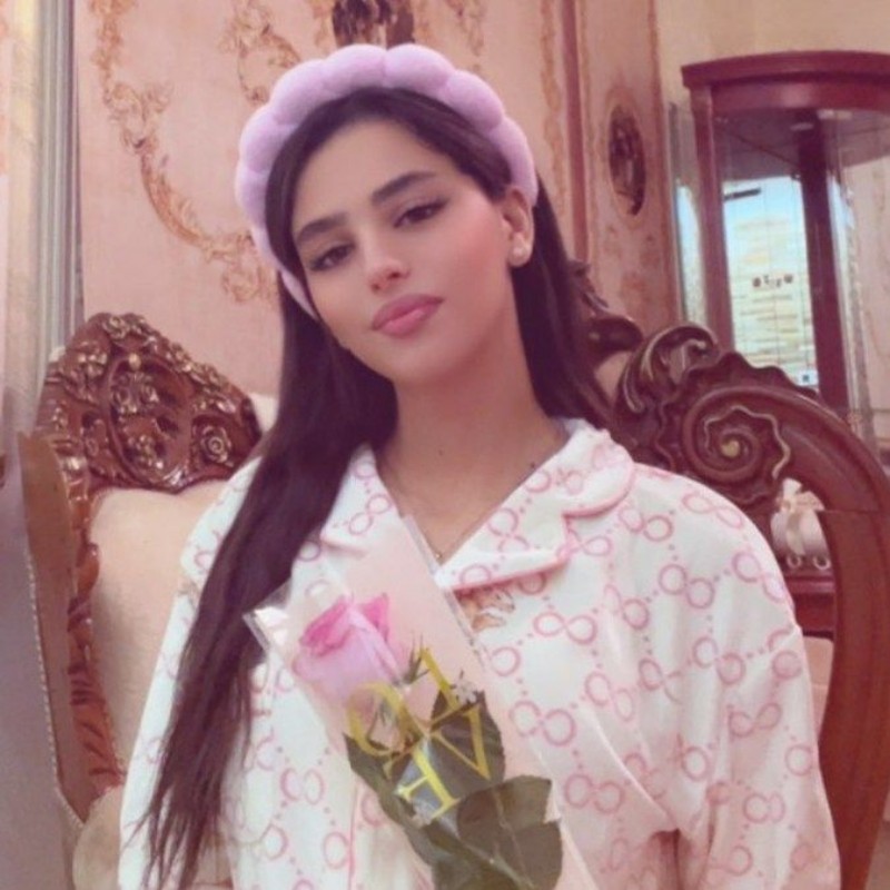 sirine_maa (@sirinemaabed) | Snapchat Stories, Spotlight & Lenses