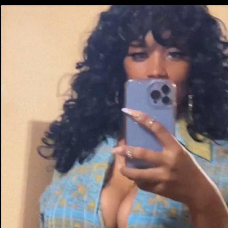 Juicy Fruit (@sixftjuicyjuice) | Snapchat Stories, Spotlight & Lenses