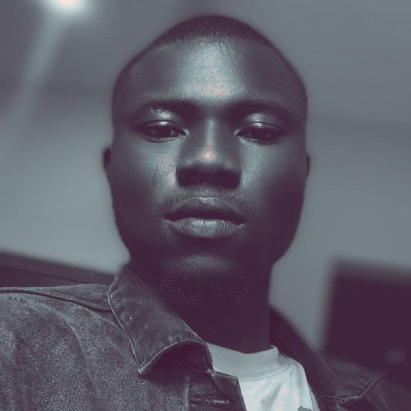 Oyedotun Seun Adeyinka 🏮 (@skizolee_01) | Snapchat Stories, Spotlight ...