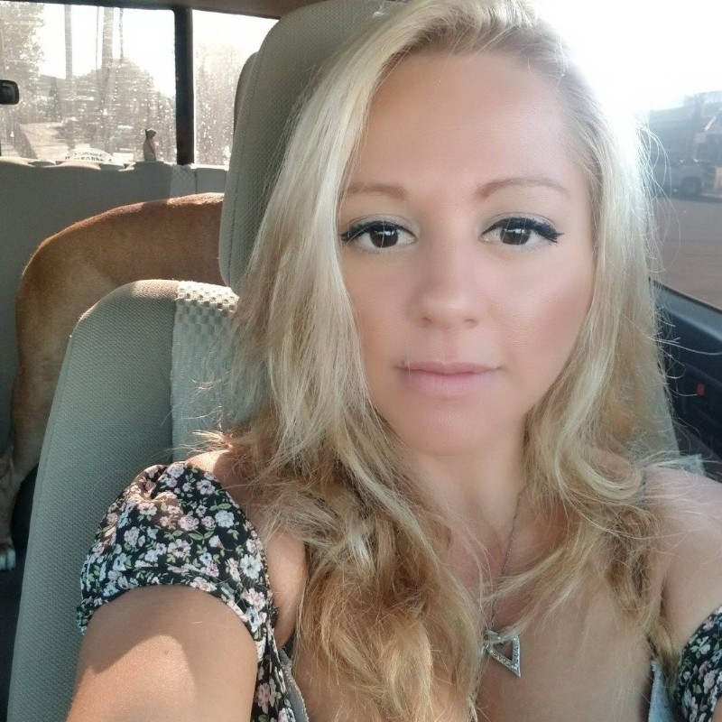 Amy Garza (@sky19amy) | Snapchat Stories, Spotlight & Lenses