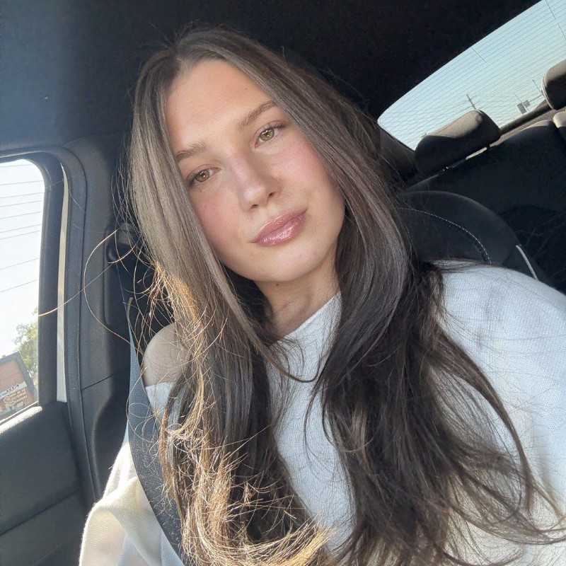 Sky🤍(@skylarseeley) | เรื่องราว Snapchat ตลอดจน Spotlight และเลนส์
