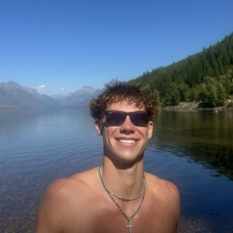 Skylar Jones (@skylartjones) | Snapchat Stories, Spotlight & Lenses