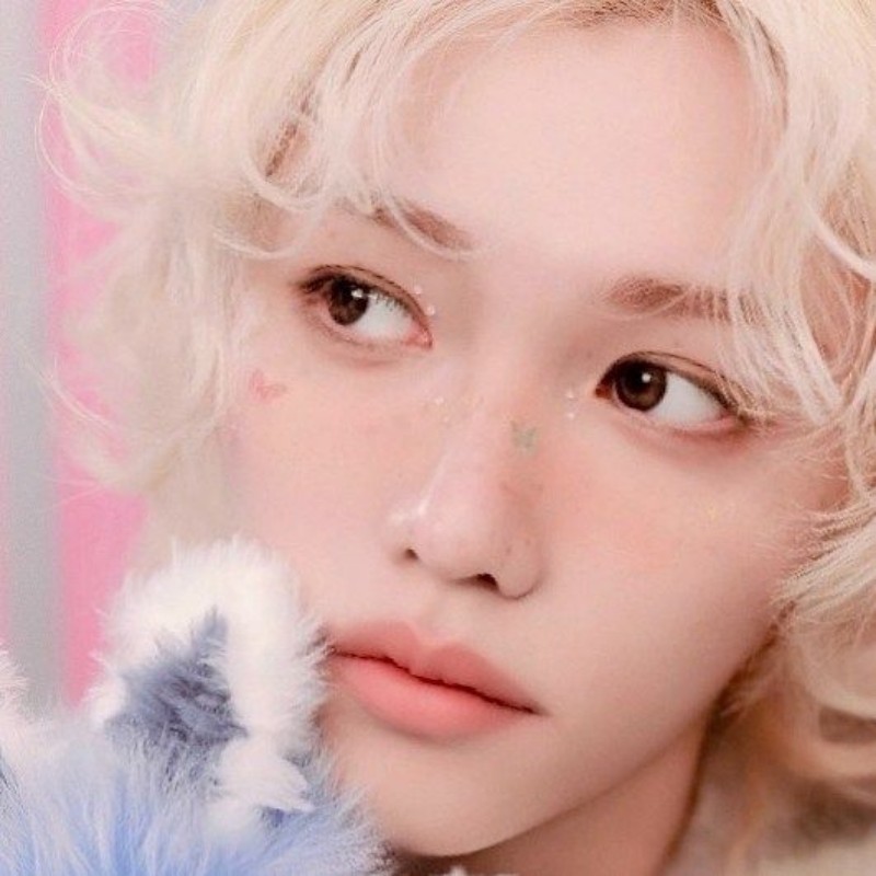 freckle.lixx♡ (@skz_luvvs) | Snapchat Stories, Spotlight & Lenses