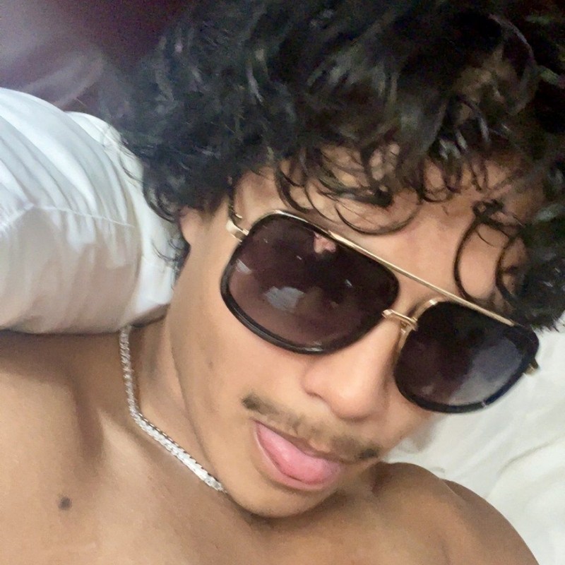 Samuel (@sn_narvaez07) | Snapchat Stories, Spotlight & Lenses