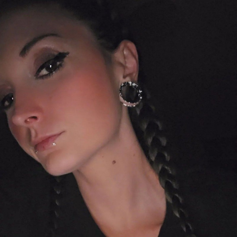 Snakebites205 (@snakebites205) | Snapchat Stories, Spotlight & Lenses