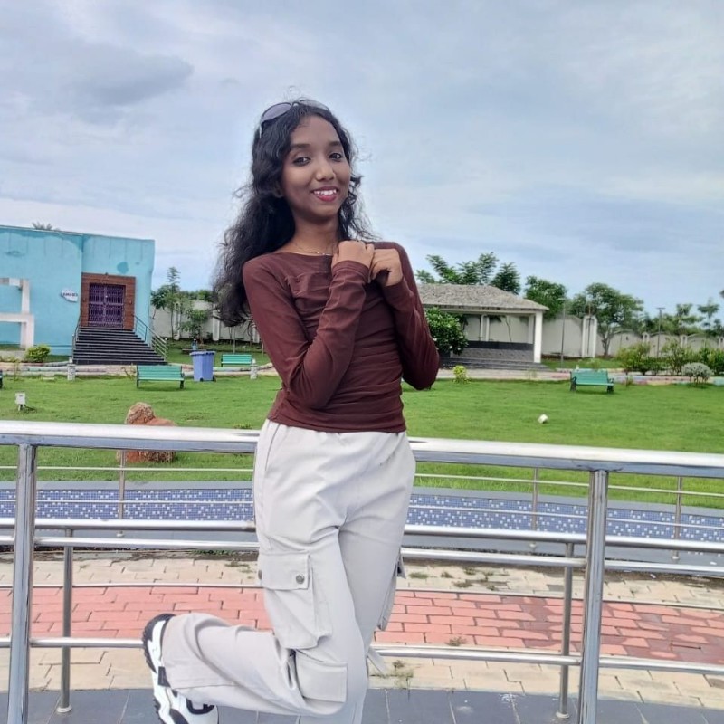 Snigdha (@snigdha20258487) | Snapchat Stories, Spotlight & Lenses