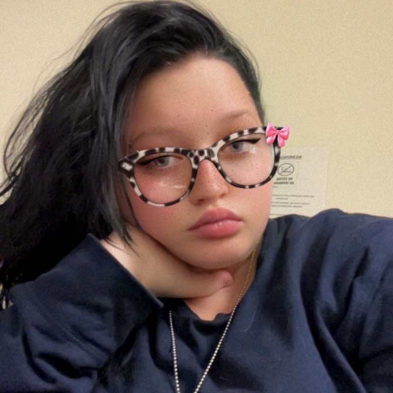 Tori Hicks 🍃🧋🍹🍄😋 (@snowbunnbunn793) | Snapchat Stories, Spotlight & Lenses