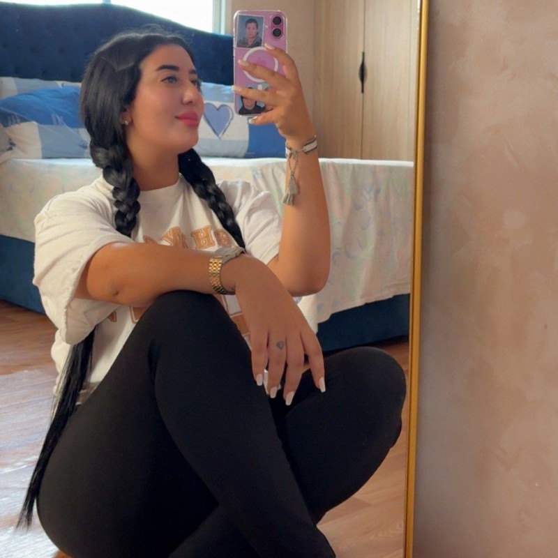 صوفي 🇲🇦🧿👑 (@sofia.sifsif) | Snapchat Stories, Spotlight & Lenses