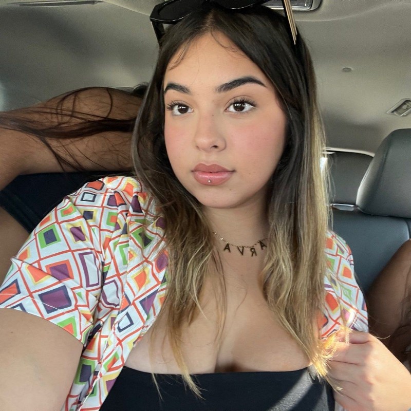 Sofia (@sofia.tcs) | Snapchat Stories, Spotlight & Lenses