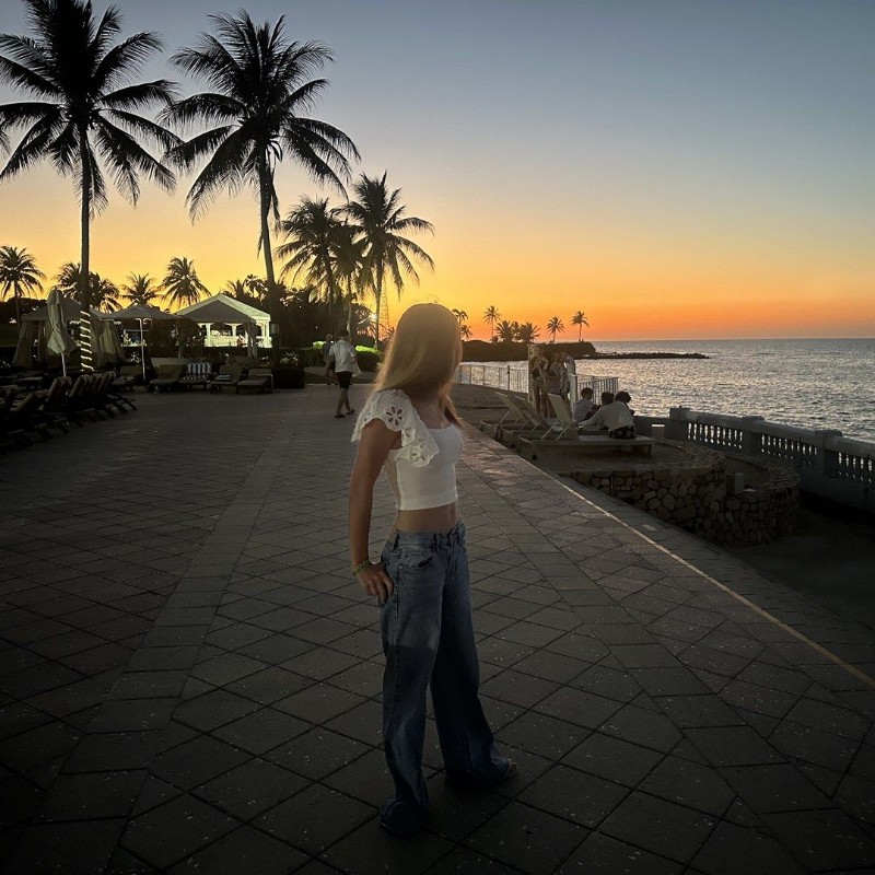 sofia 💋 (@sofia_ceraso) | Snapchat Stories, Spotlight & Lenses