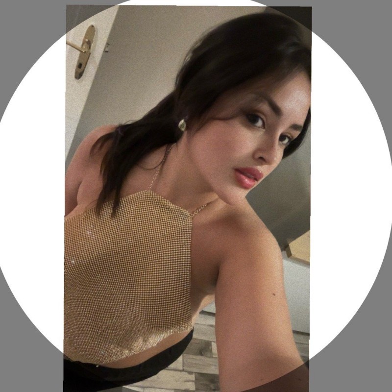 Sofia (@sofiamdip) | Snapchat Stories, Spotlight & Lenses