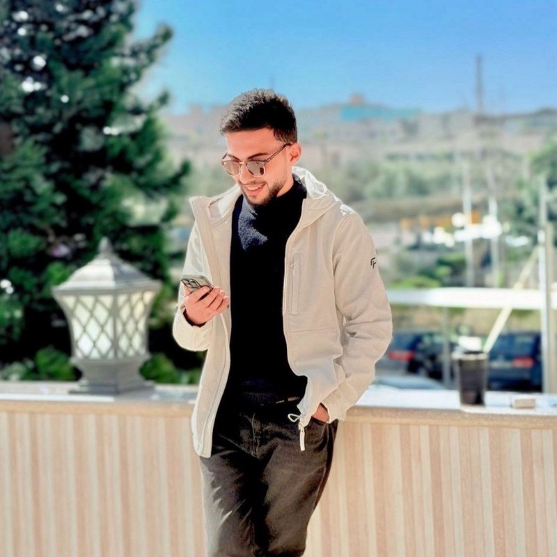 AmRaT__sOhiB (@soh_amrat) | Snapchat Stories, Spotlight & Lenses