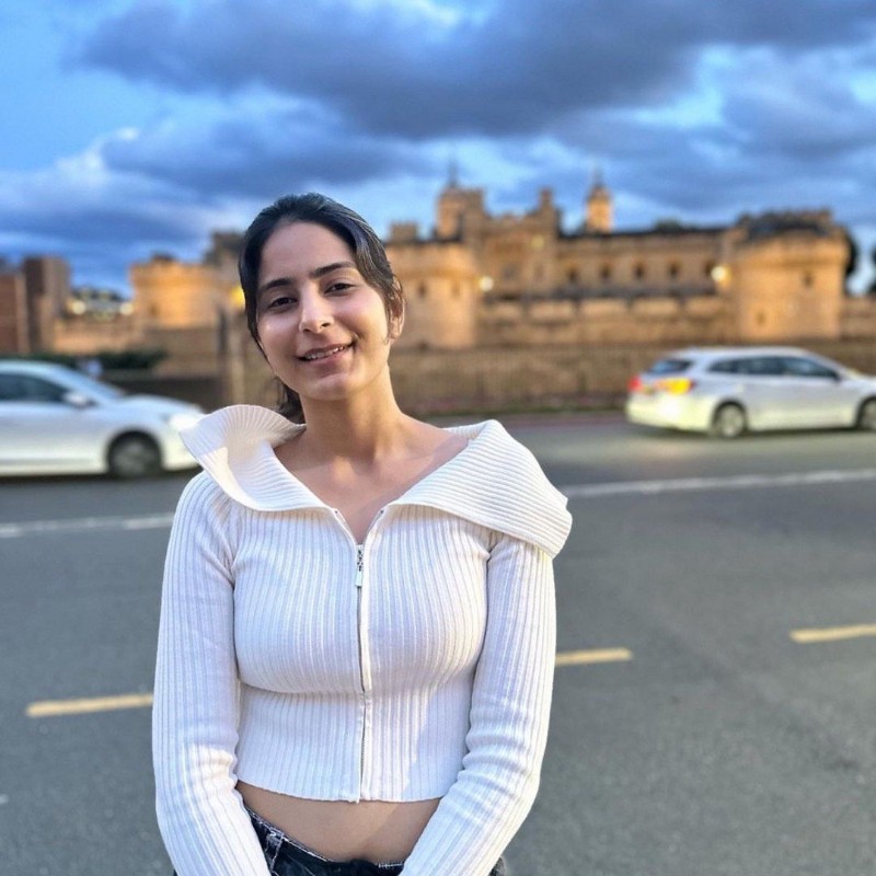 Sonia Sonia (@sonia_37177) | Snapchat Stories, Spotlight & Lenses