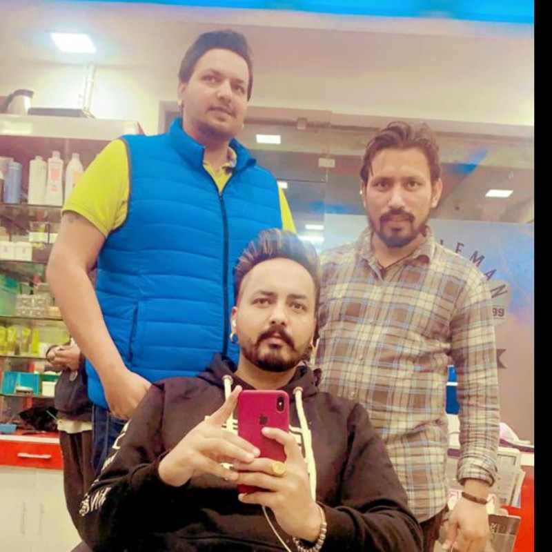 Sonu AGM Saloon (@sonuagm) | Snapchat Stories, Spotlight & Lenses