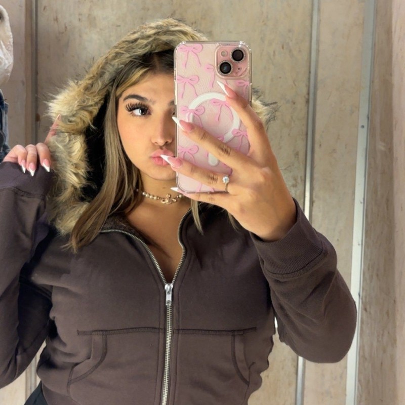 sophia🖤 (@sophia19g) | Snapchat Stories, Spotlight & Lenses