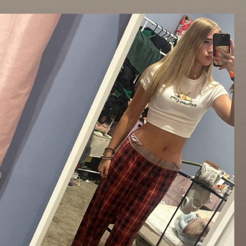 Sophie 🫠 (@sophieh22474) | Snapchat Stories, Spotlight & Lenses