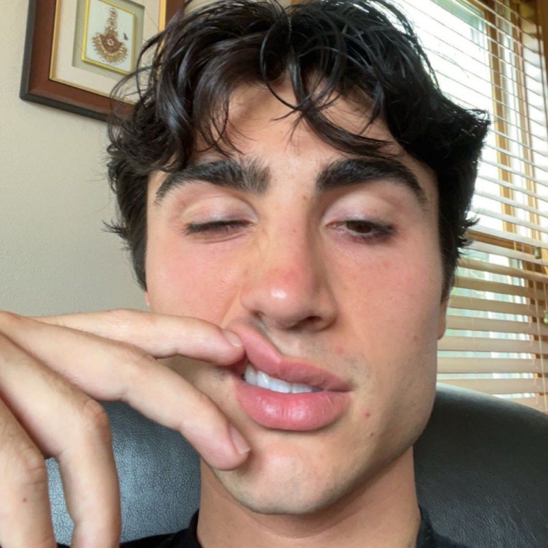 Sam Vicchiollo (@srvicchiollo) | Snapchat Stories, Spotlight & Lenses