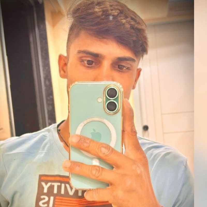 Love Sharma Ji (@ssharmaji252180) | Snapchat Stories, Spotlight & Lenses