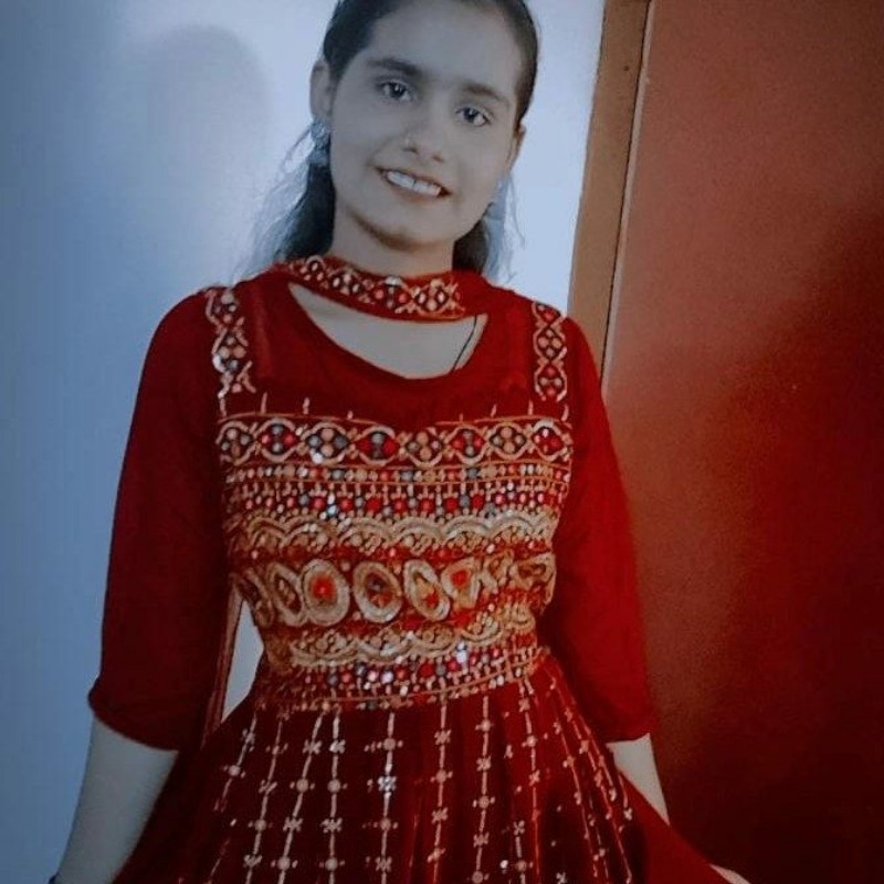 Simran Pareek 💞💌 (@ssimranpareek) | Snapchat Stories, Spotlight & Lenses